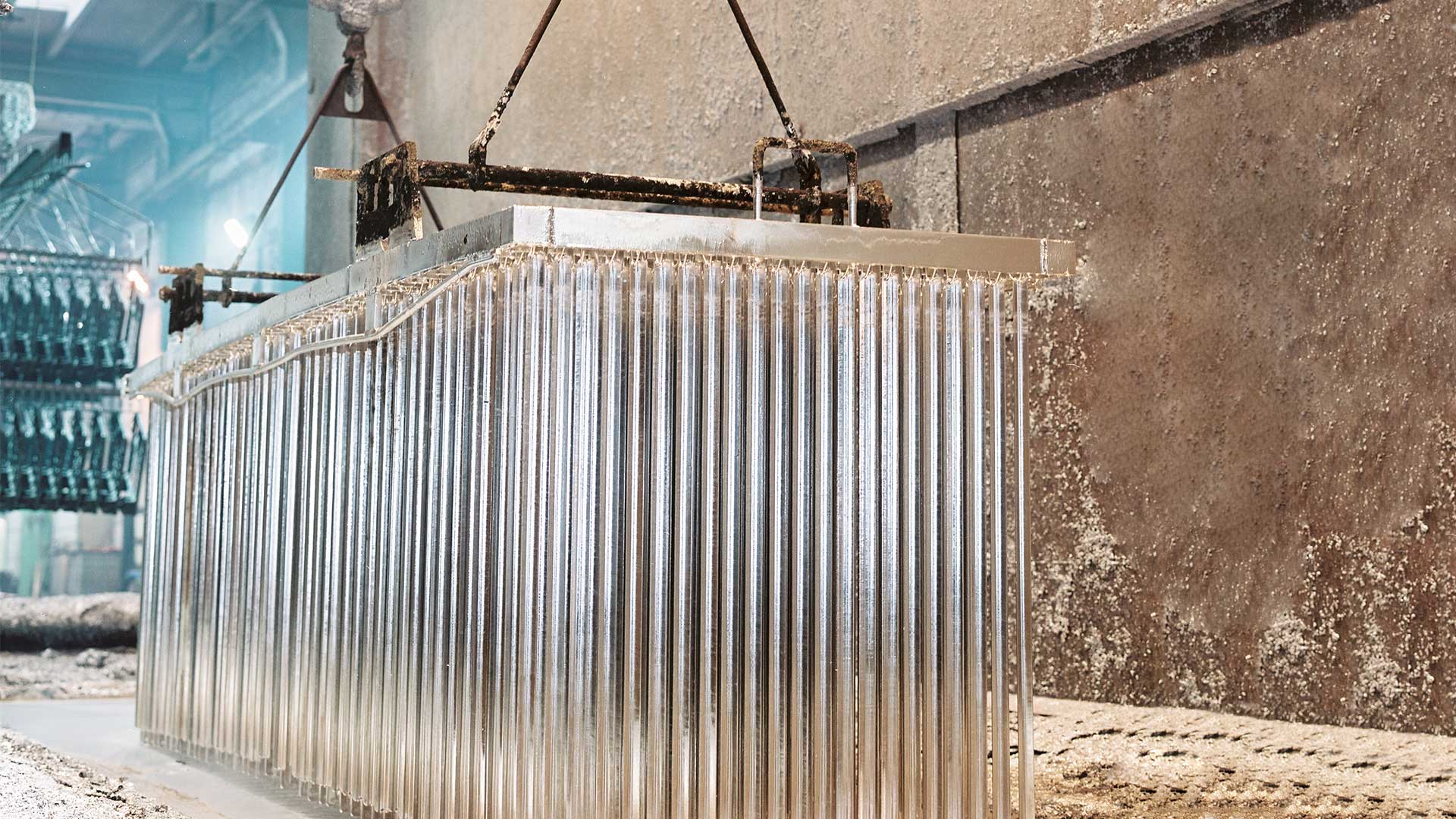 Galvanizing-DH-4 | Demag Cranes