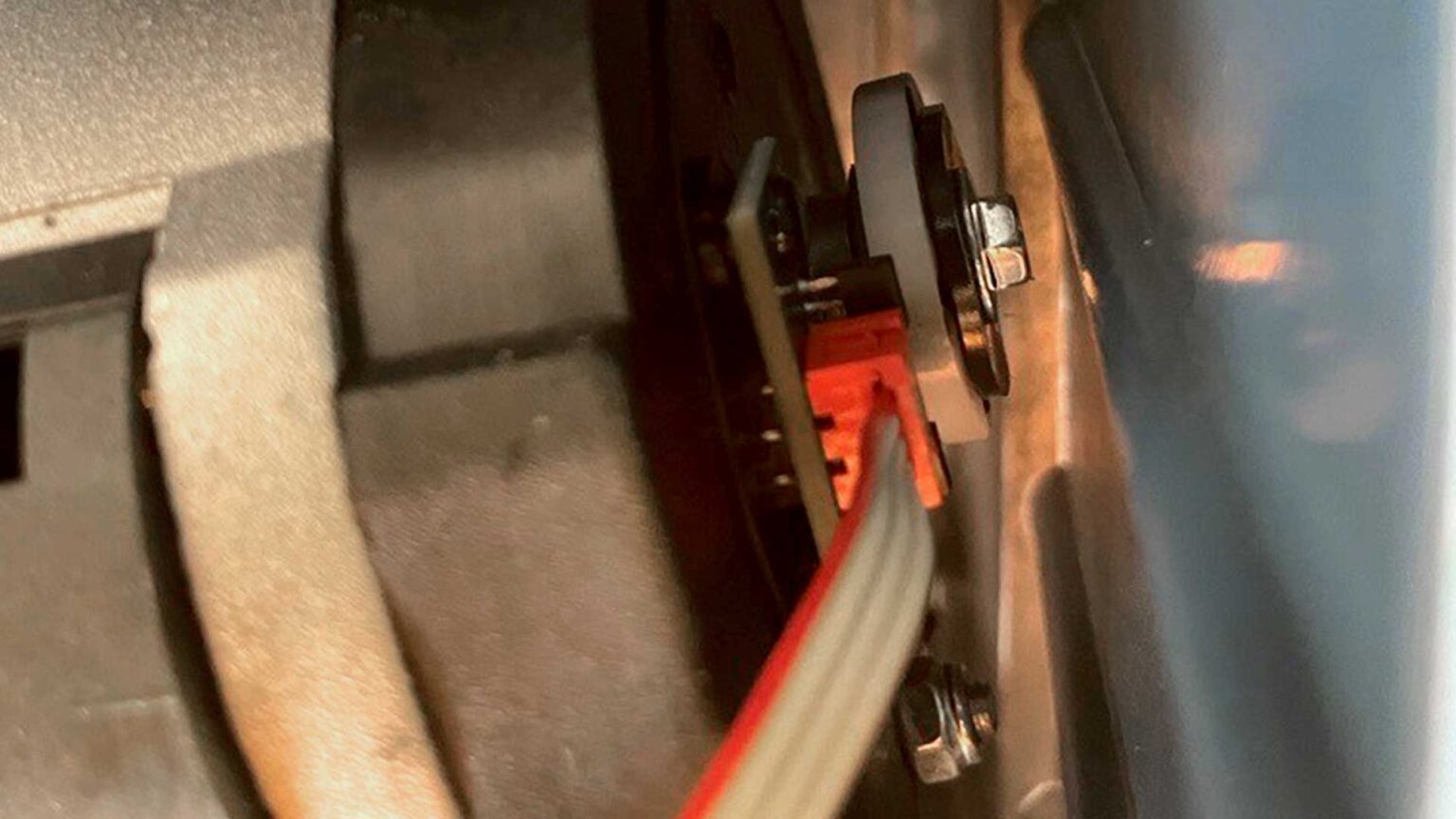 Set Up Differences Between the Demag E22 and E22C Travel Drives